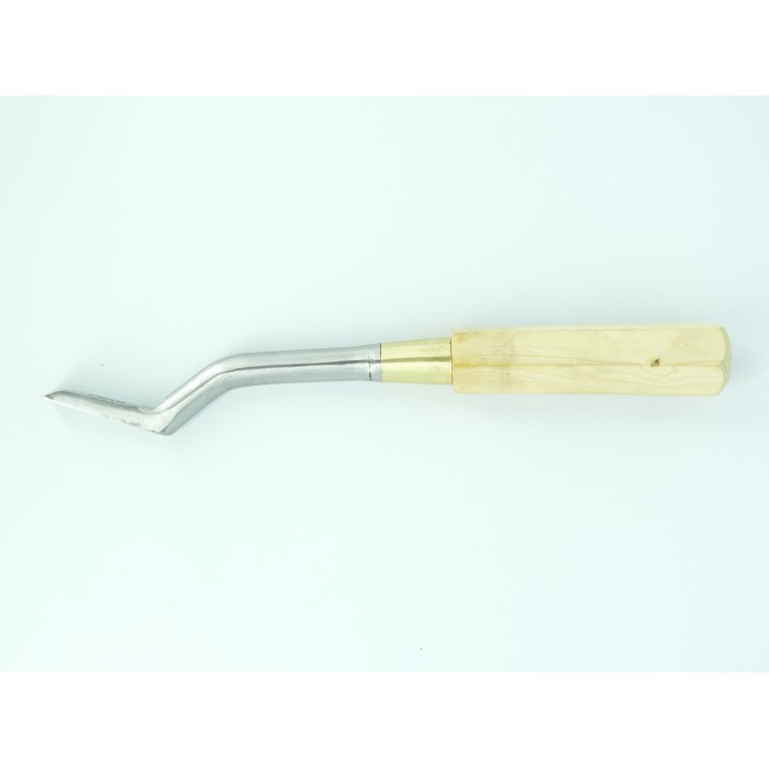 Angled ripping chisel wood handle