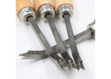 ARRACHE AGRAFE TAPISSIER